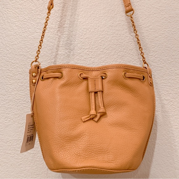 HOBO | Bags | Nwt Hobo Pier Bucket Leather Crossbody Bag Purse ...